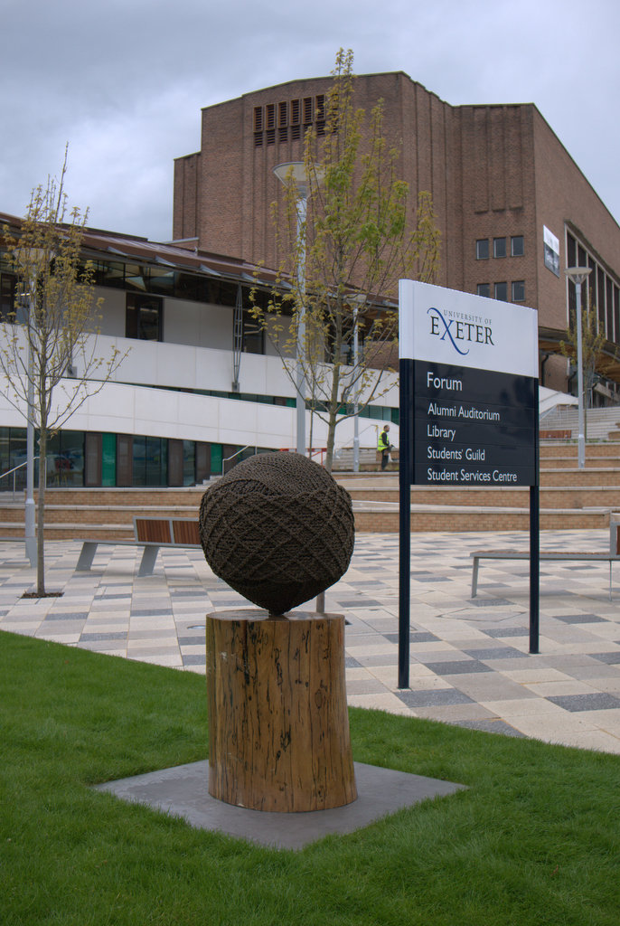 The installation of the Mariners Way sculpture at Exeter University ...